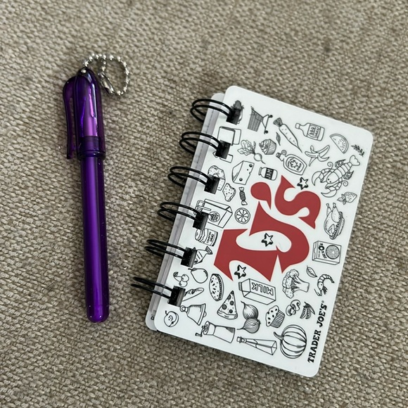 Trader Joe'S | Office | Trader Joes Recycled Gift Card Notepad With Pen ...